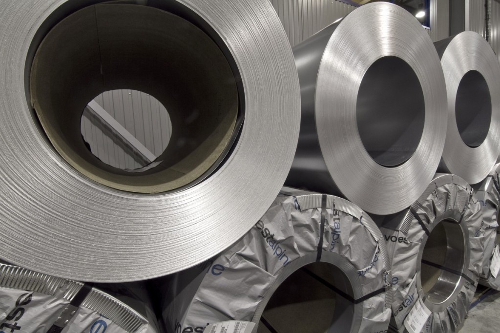 Straight sheets and coils | CB Profil a.s.